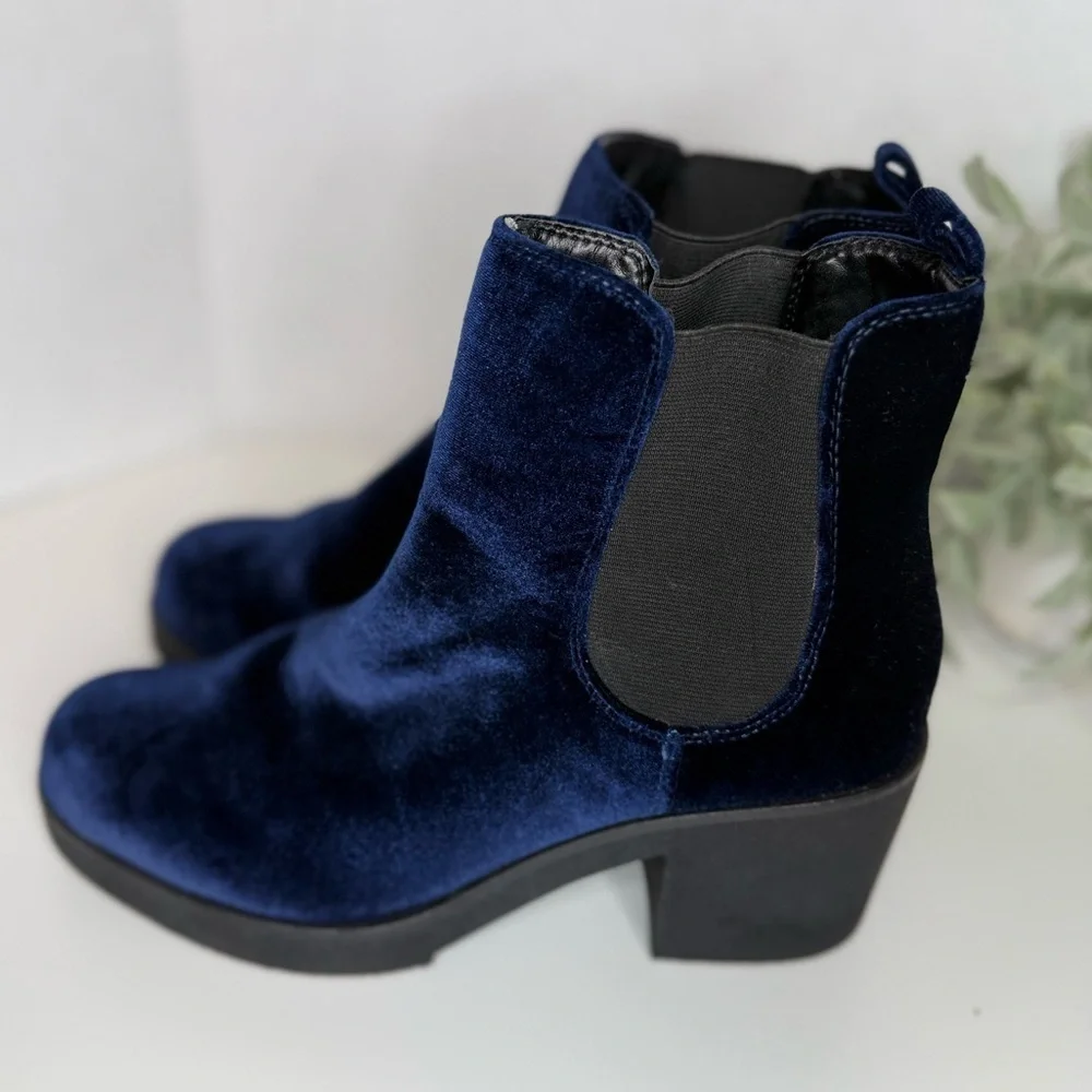 Indigo | Shoes | Indigo Rd Women Chelsea Boots Size 9 Chunky Platform ...